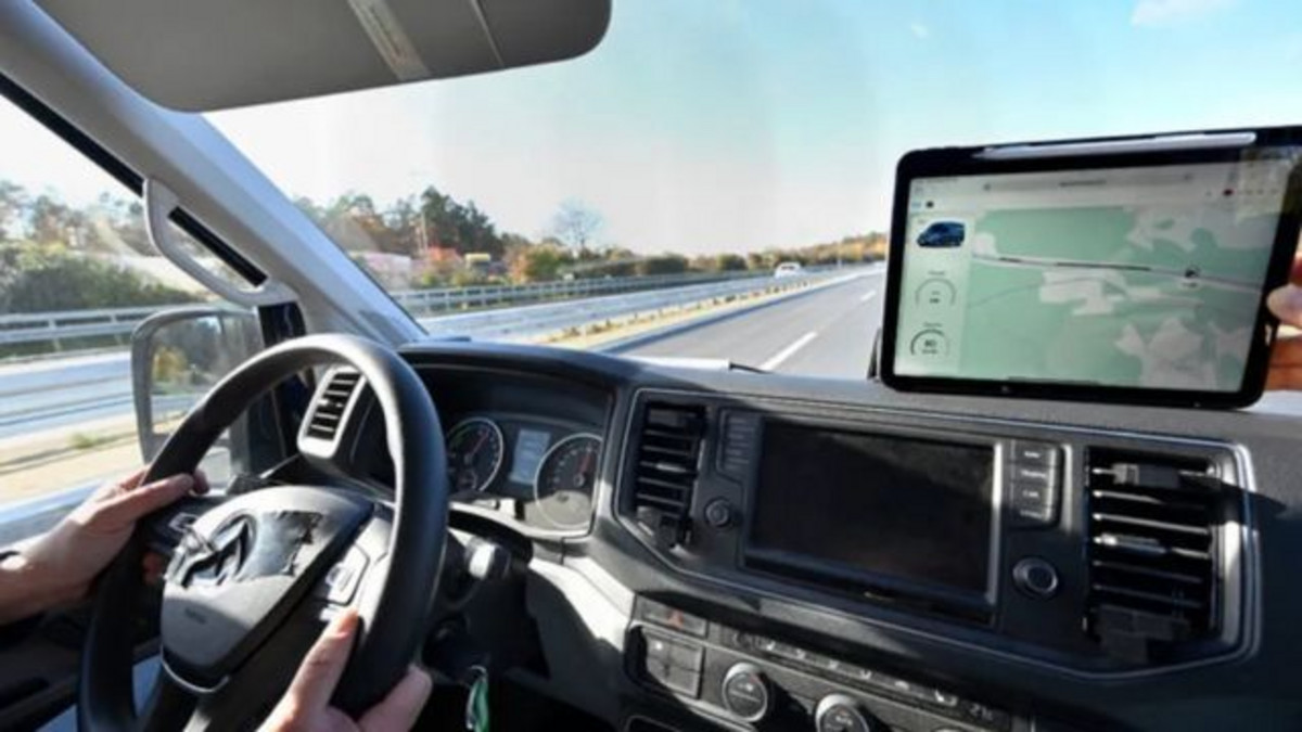 Revolution auf der A6: Diese deutsche Autobahn lädt das E-Auto beim Fahren