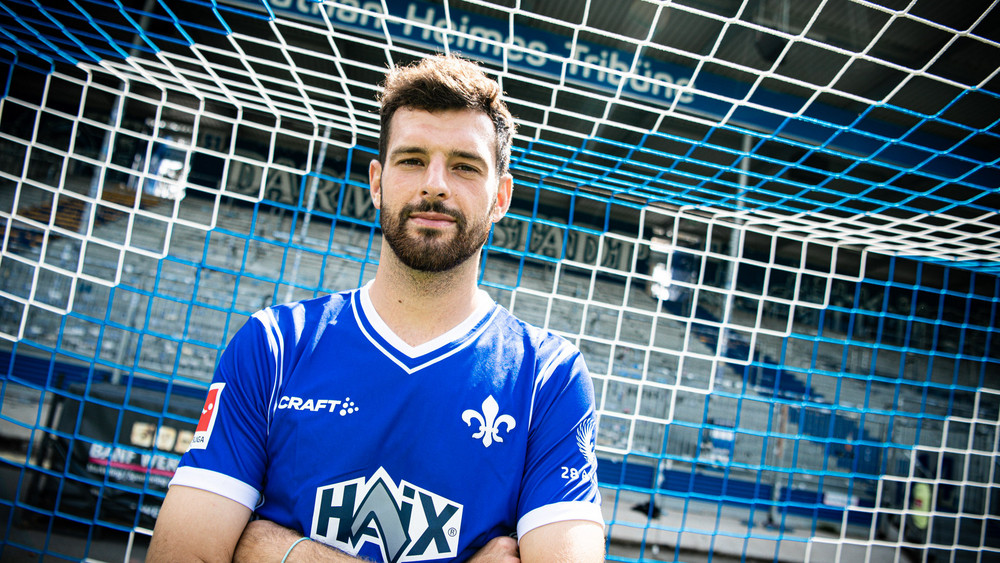 Darmstadt 98: Stürmer Luca Pfeiffer kehrt auf Leihbasis zurück Darmstadt 98: Stürmer Luca Pfeiffer kehrt auf Leihbasis zurück