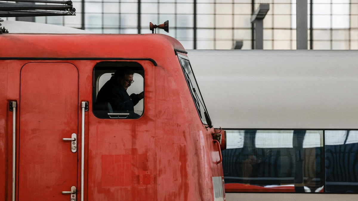 Bahn und GDL starten Tarifverhandlungen