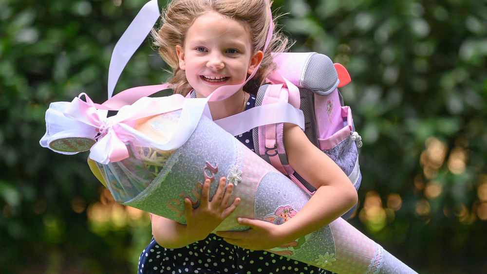 Schultüte befüllen: Sinnvolle Geschenke zur Einschulung