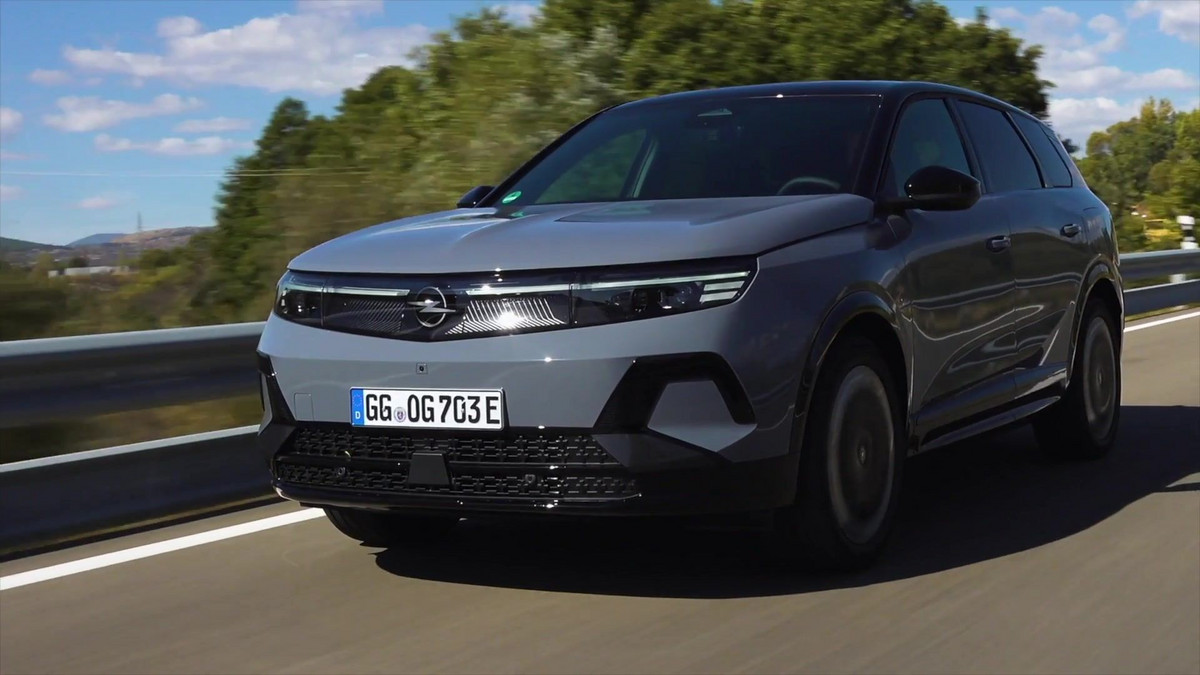 Neuer Opel Grandland Electric - Freie Elektro-Wahl - Grandland Electric ...