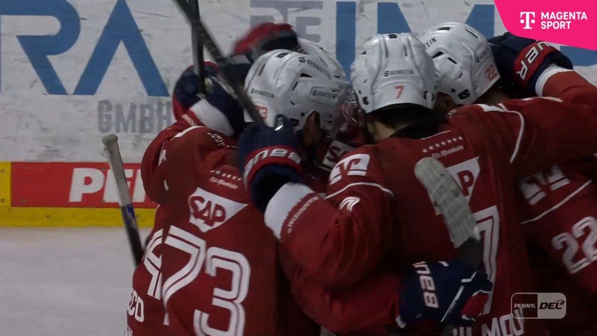 Adler Mannheim verpassen Meister Berlin eine 8:5 Packung