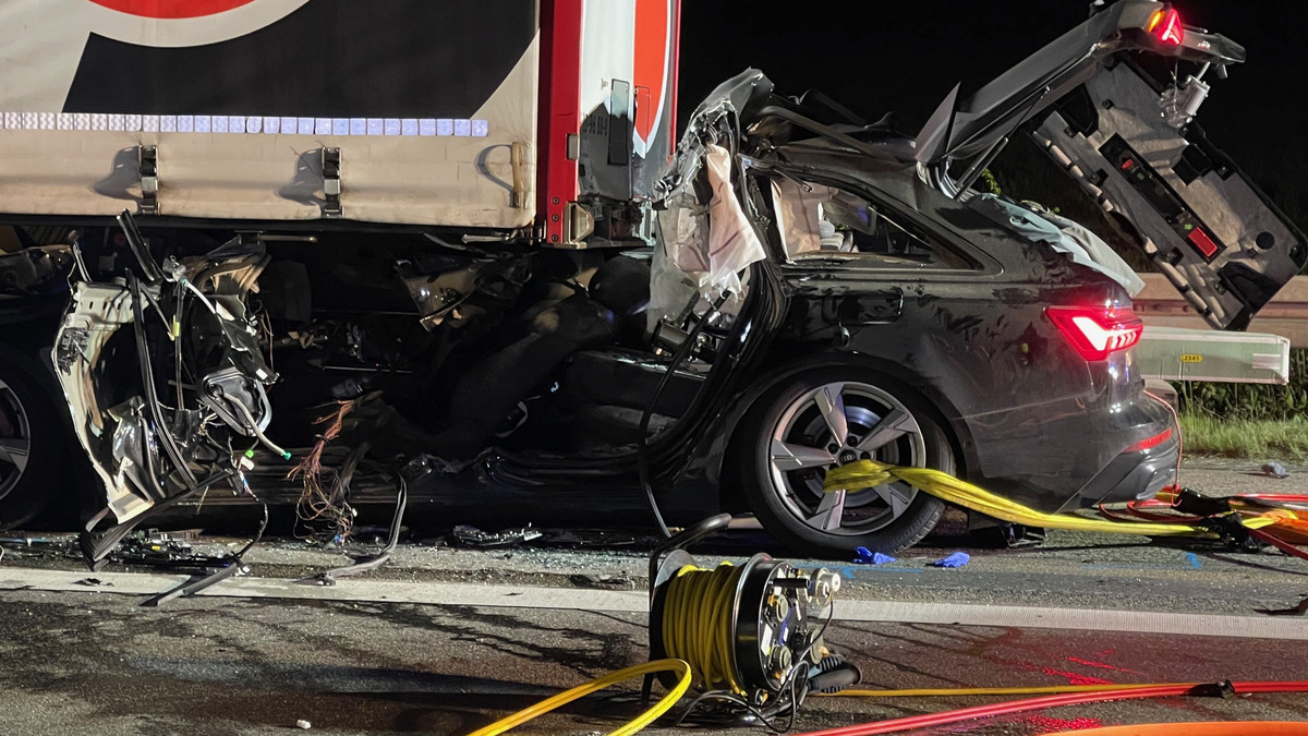Lkw Unfall A3 Bad Camberg