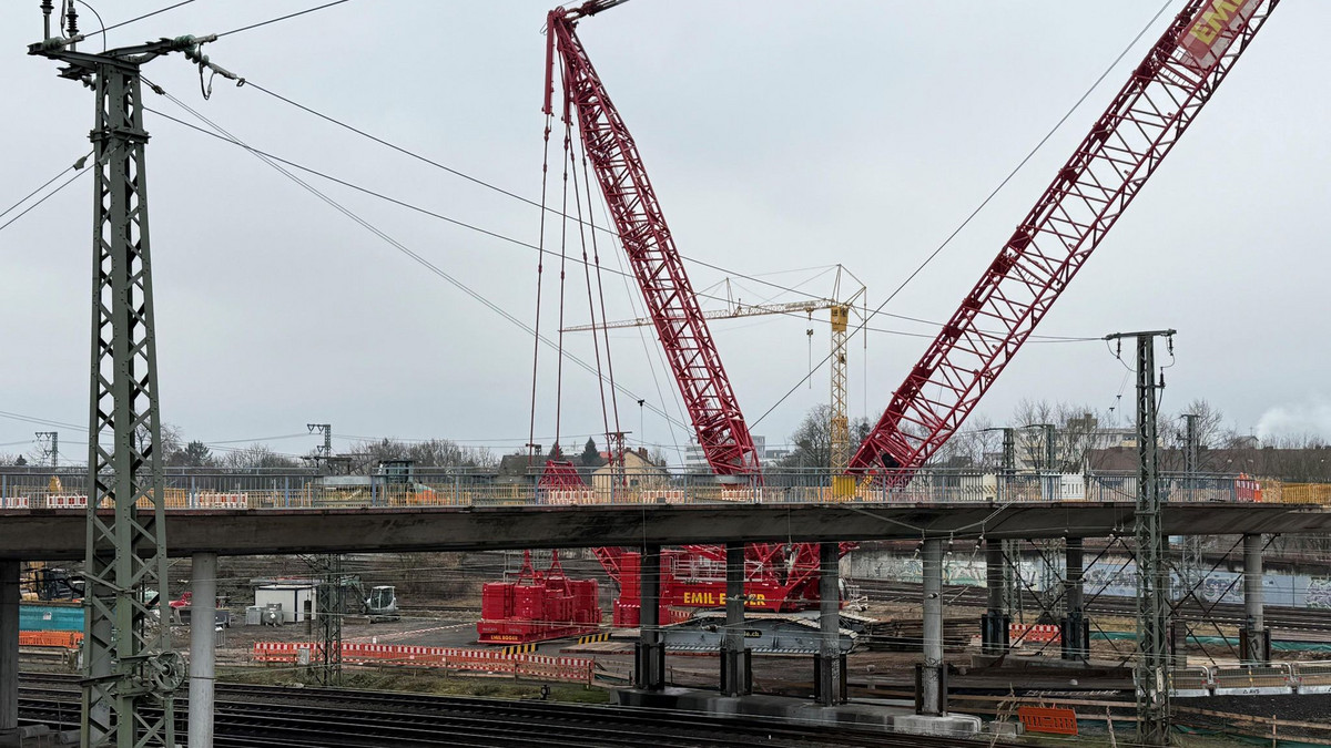 Brückenbau am Hauptbahnhof: Änderungen im Bahnverkehr rund um Hanau
