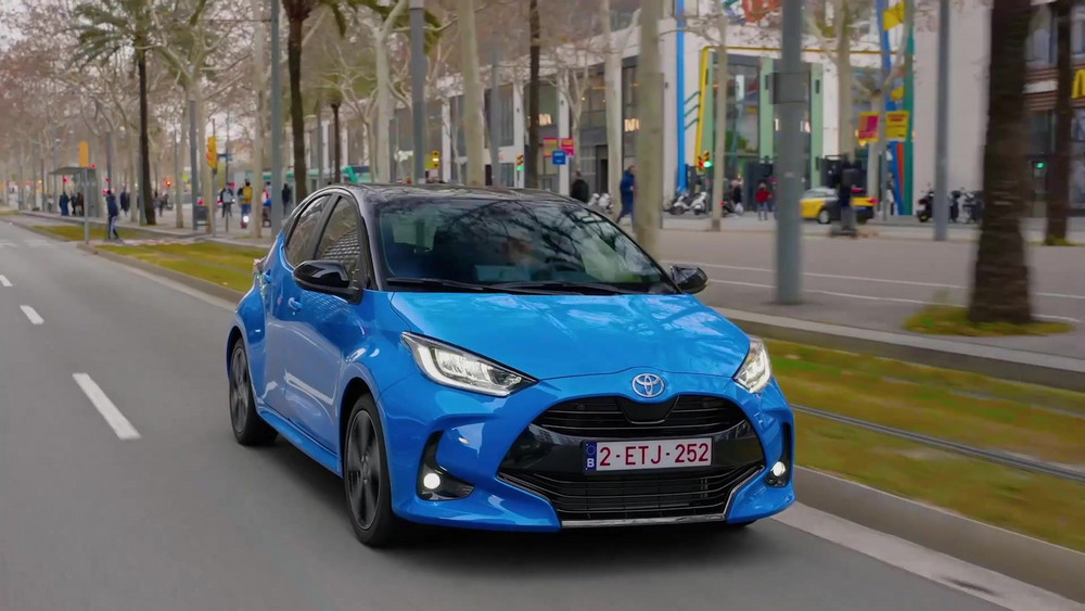 Der neue Toyota Yaris Hybrid - Fahrvergnügen und Effizienz in zwei ...
