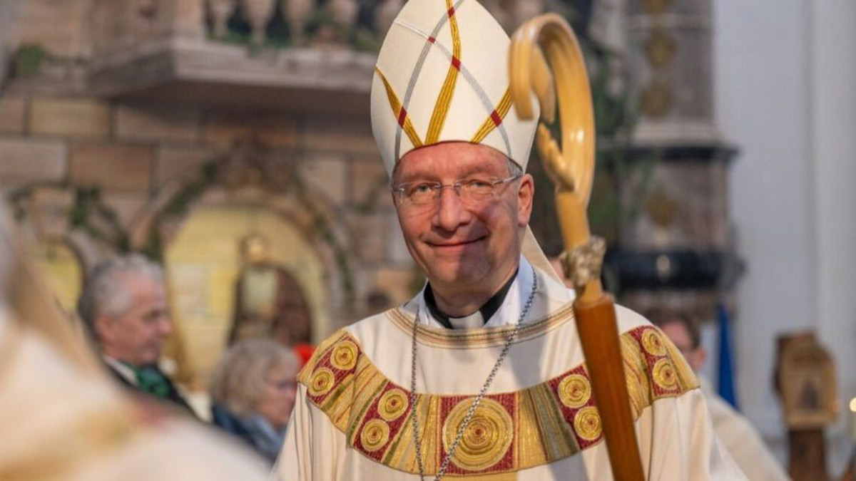 Weihnachtsgottesdienst im Dom: Emotionale Predigt von Bischof Gerber