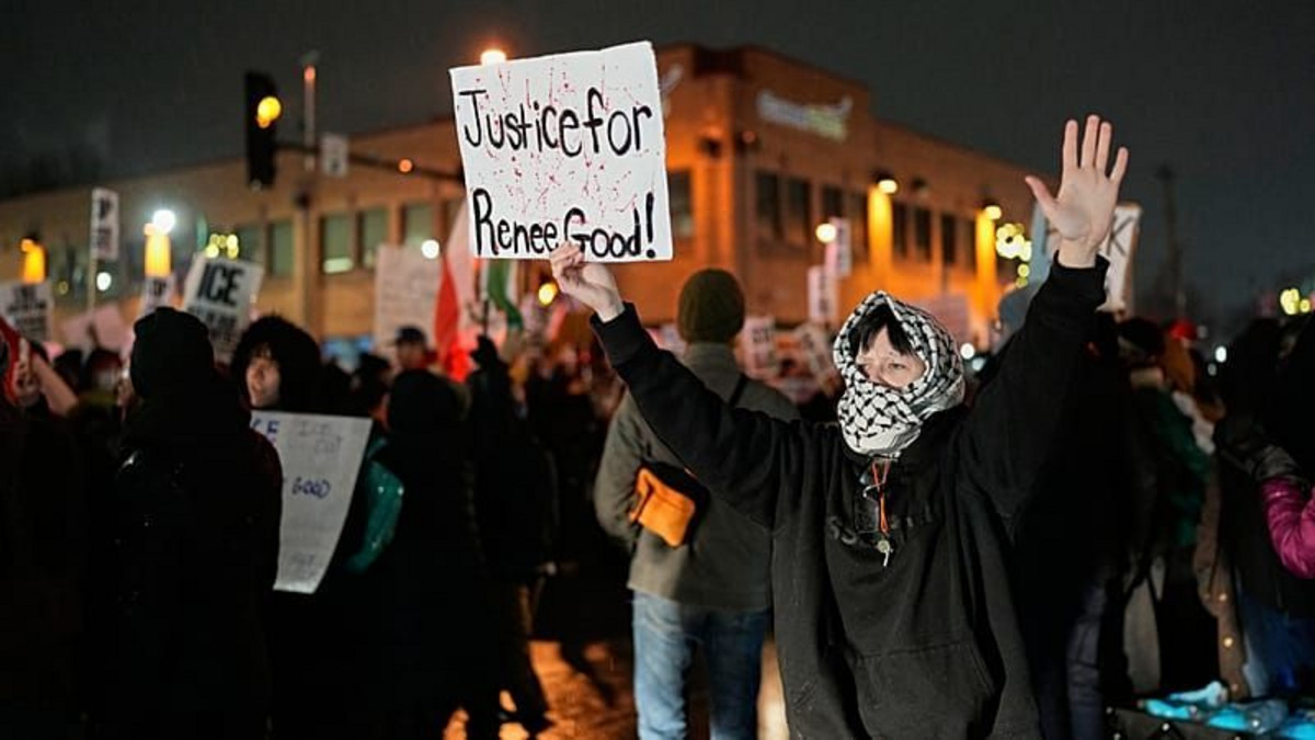 Hunderte protestieren in Minneapolis nach tödlichem Schuss eines ...