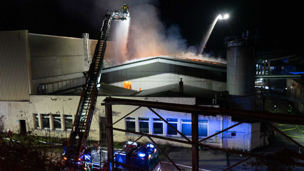 Vier Tatverdächtige jetzt in U-Haft nach Brandserie in Südhessen Vier Tatverdächtige jetzt in U-Haft nach Brandserie in Südhessen