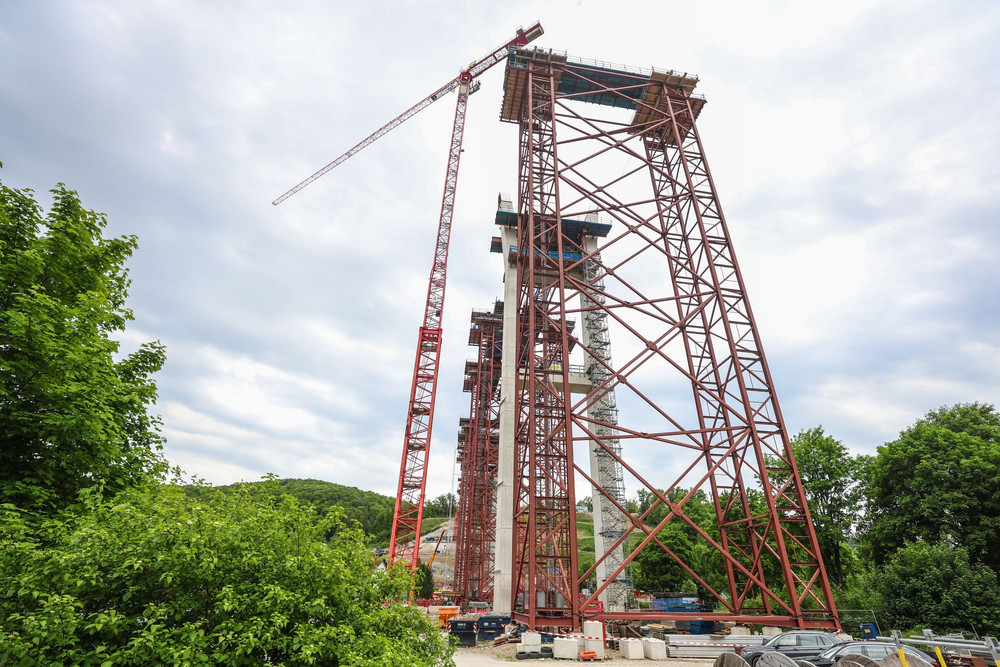 Drei Brücken-Bauarbeiter sterben bei Gondelabsturz in Horb am Neckar