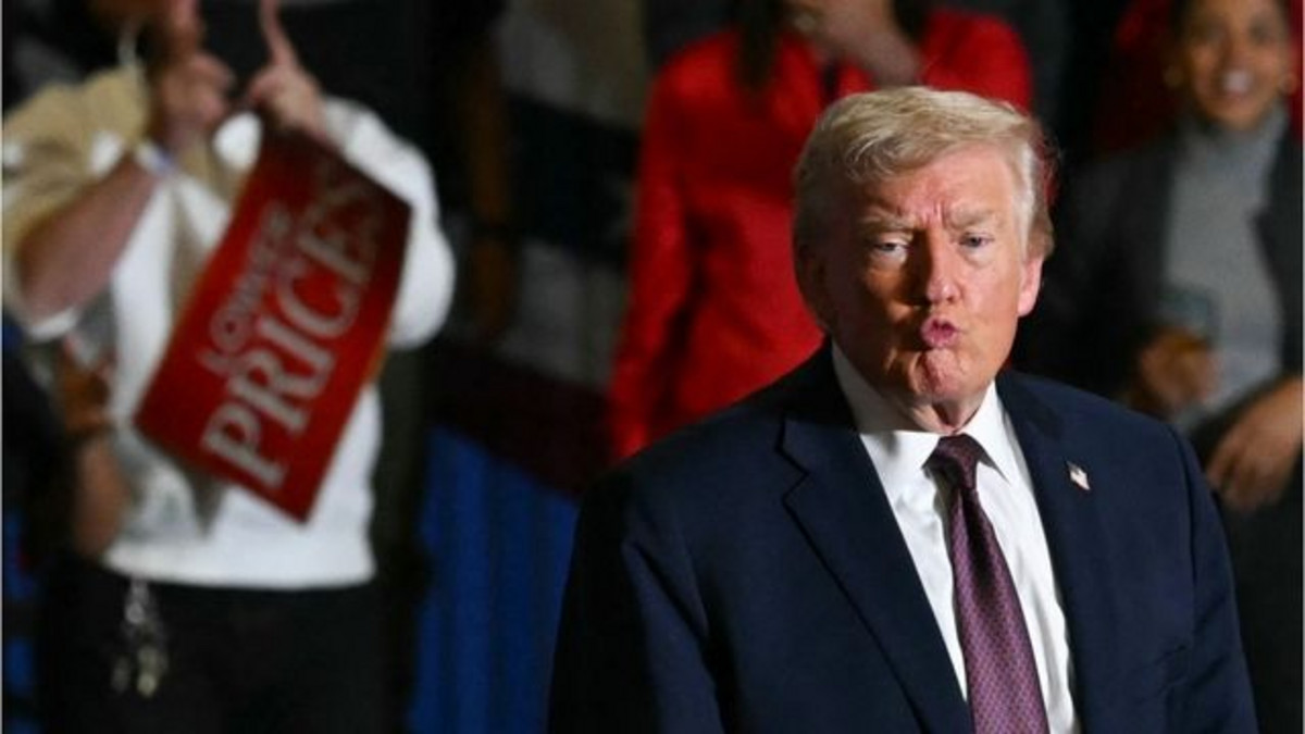 Epstein-Akten: US-Justizministerium gibt zuvor entferntes Trump-Foto ...