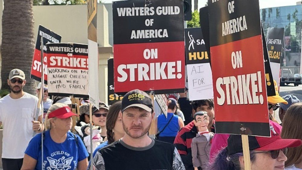 Hollywood-Streik: US-Drehbuchautoren und Studios erzielen Einigung