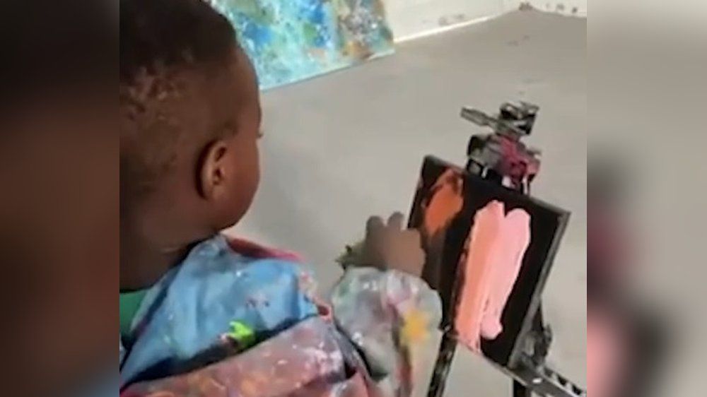 Kleiner Picasso: Ace-Liam schafft Kunstwerke mit knapp zwei Jahren