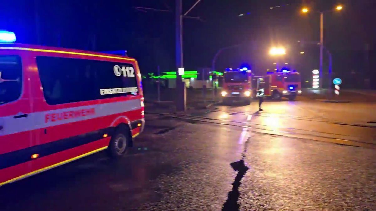 Unfall auf der B102: Eine Person leicht verletzt