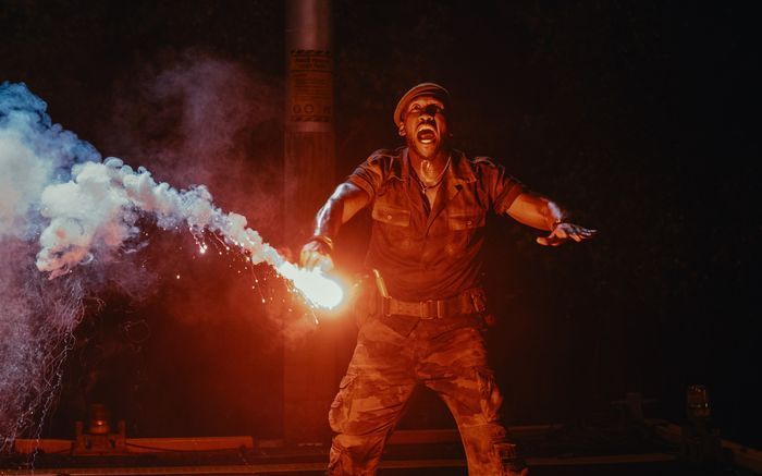 Neuer Trailer von "Jurassic World: Die Wiedergeburt" zeigt den D-Rex ...