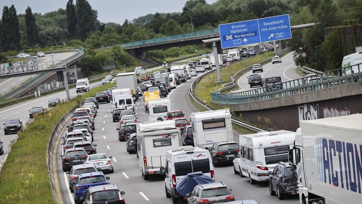 Hamburg droht Verkehrschaos: Elbtunnel 55 Stunden gesperrt