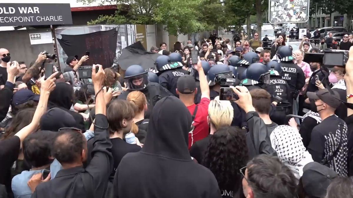 Polizei Berlin: Palästina-Demo wegen Gewalt aufgelöst