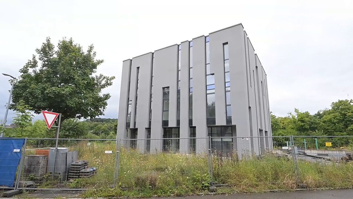 Streit um Moschee-Bau bei Stuttgart - Gemeinderat fordert Abriss