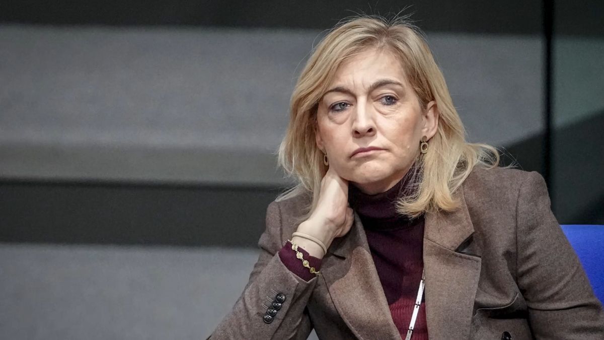 Streit um erhöhte Beiträge: Gesundheitsministerin Warken kritisiert ...